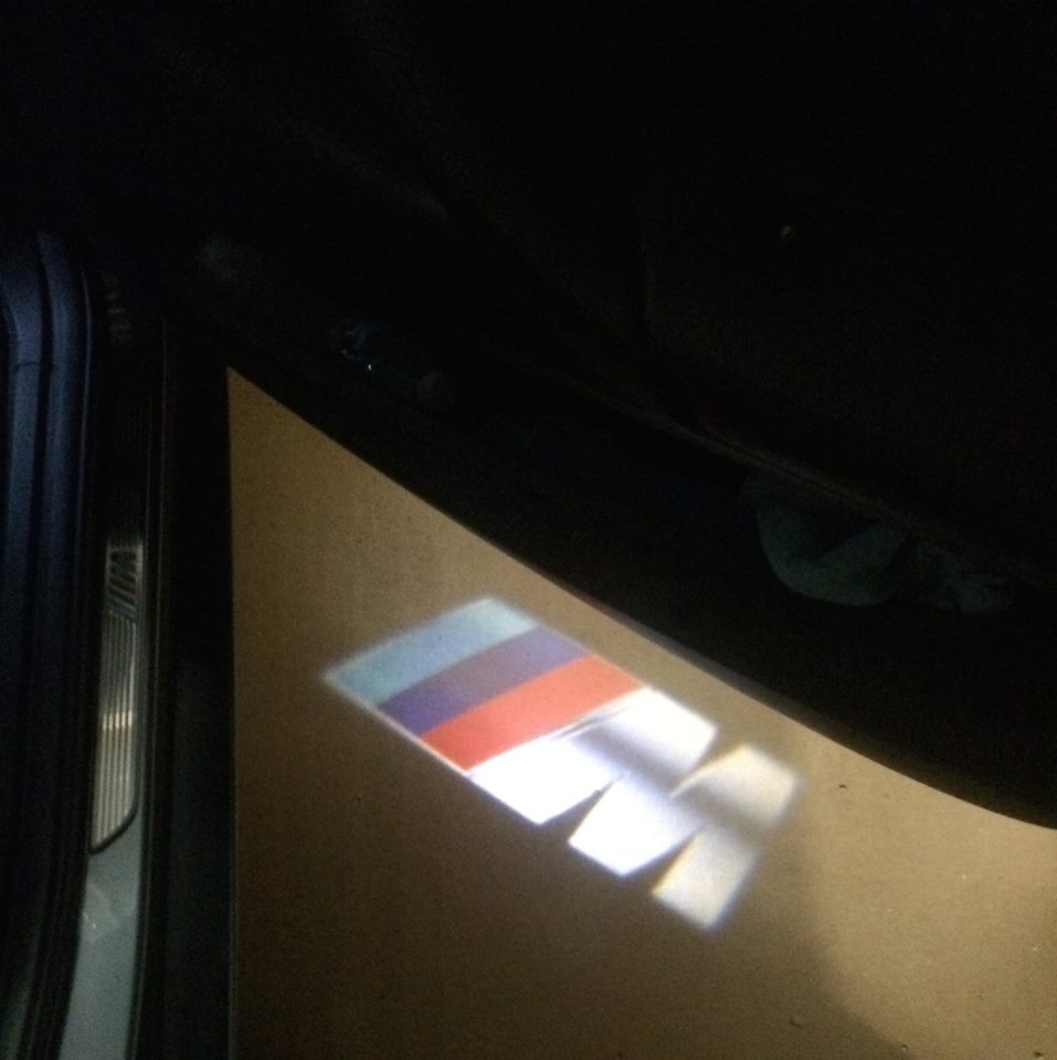 ///M Logo Puddle Light – CodeMyCar